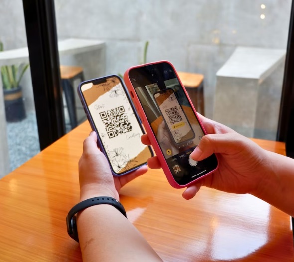 Why You Should Always Ask for a Physical Menu - FBI Warns Hackers Are ...