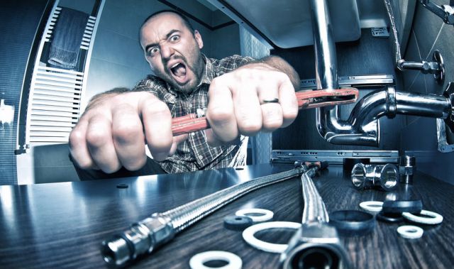 What are the Risks of Hiring an Unlicensed Plumber? | Alternative ...