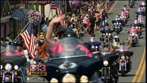 VIDEO: MOTORCYCLES RUMBLE THROUGH ON THE WAY TO D.C. FOR 9/11 RALLY Sep ...